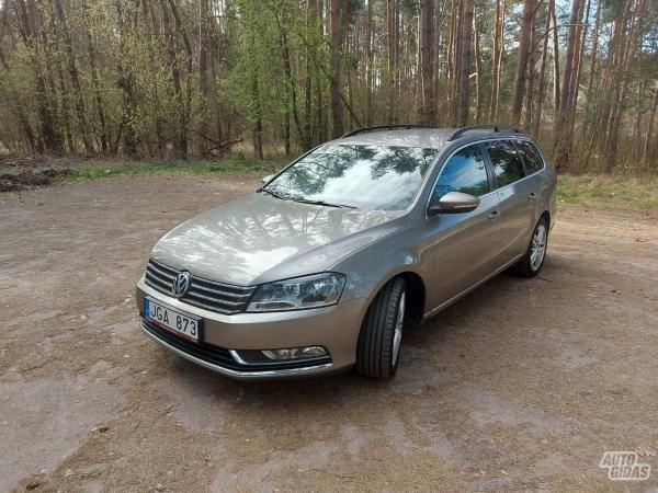 Volkswagen Passat 2012 in Ukmerge, with an engine capacity of 1.80 L and mileage of 238 thousand km for 5250 €, photo 1 on AUTOMOTO.COM.LV