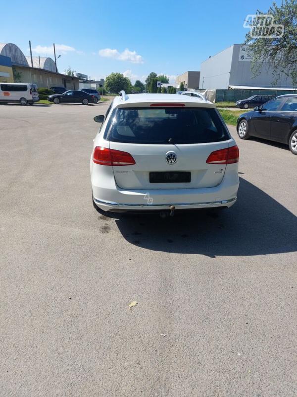 Volkswagen Passat 2012 in Marijampole, with an engine capacity of 1.40 L and mileage of 337 thousand km for 1850 €, photo 6 on AUTOMOTO.COM.LV