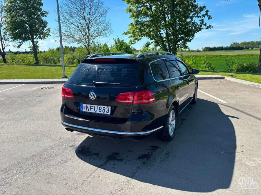 Volkswagen Passat 2012 in Mazeikiai, with an engine capacity of 2.00 L and mileage of 403 thousand km for 4850 €, photo 7 on AUTOMOTO.COM.LV