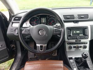 Volkswagen Passat 2012 in Kaunas, with an engine capacity of 1.60 L and mileage of 340 thousand km for 3600 €, photo  on AUTOMOTO.COM.LV