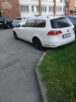 Volkswagen Passat 2012 in Panevezys, with an engine capacity of 2.00 L and mileage of 378 thousand km for 2550 €, photo 5 on AUTOMOTO.COM.LV