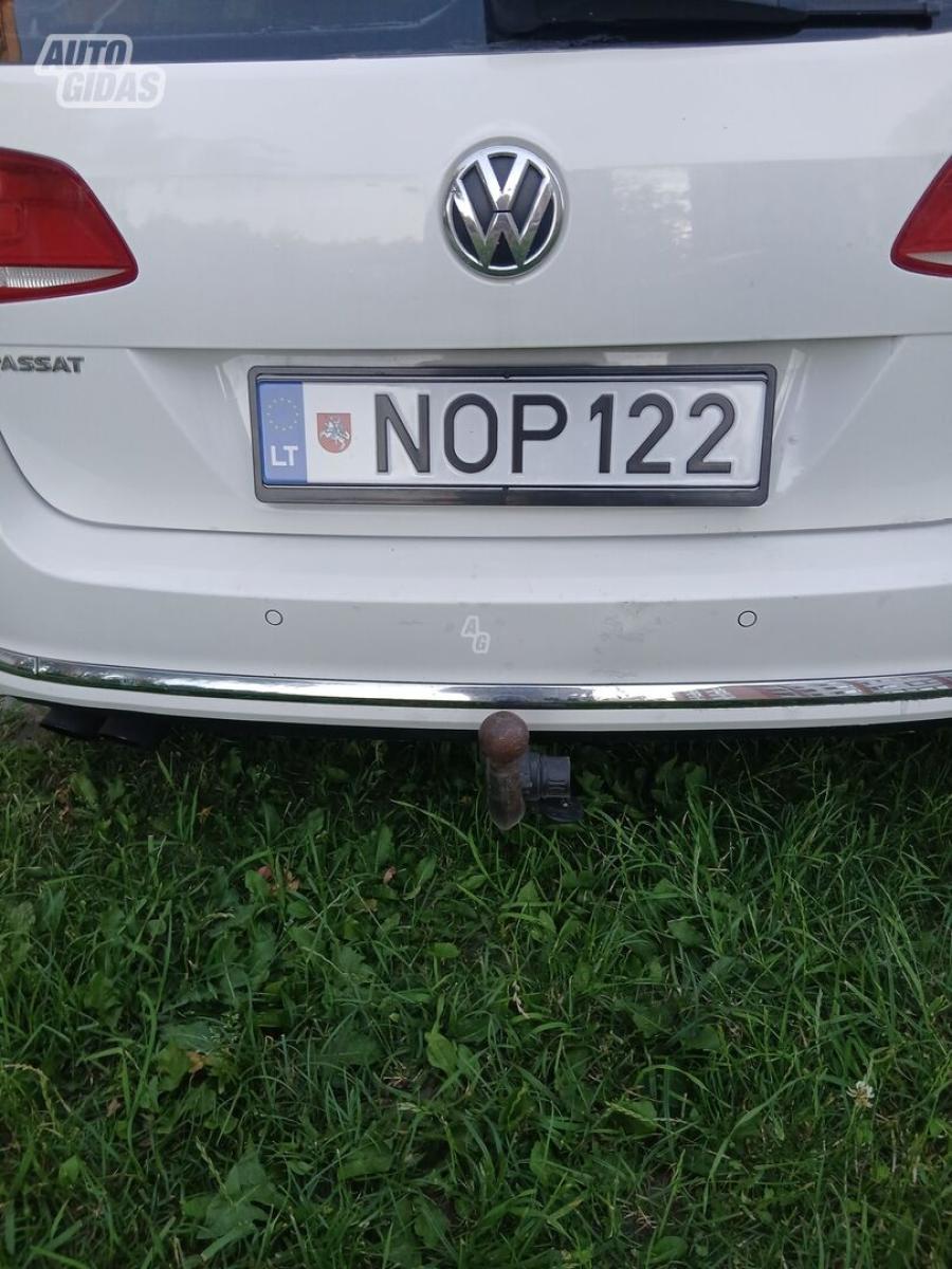 Volkswagen Passat 2012 in Panevezys, with an engine capacity of 2.00 L and mileage of 378 thousand km for 2550 €, photo 7 on AUTOMOTO.COM.LV