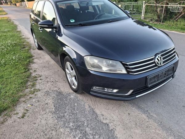 Volkswagen Passat 2012 in Mazeikiai, with an engine capacity of 2.00 L and mileage of 316 thousand km for 3700 €, photo 2 on AUTOMOTO.COM.LV