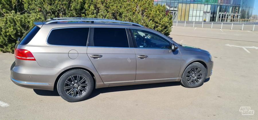 Volkswagen Passat 2012 in Radviliskis, with an engine capacity of 2.00 L and mileage of 395 thousand km for 4200 €, photo 3 on AUTOMOTO.COM.LV