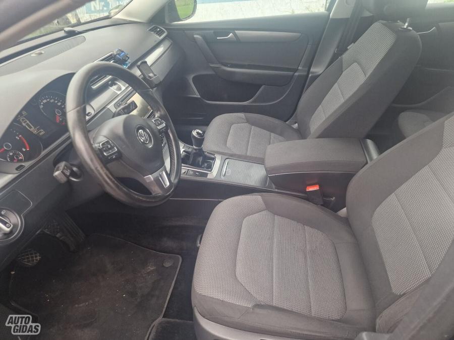 Volkswagen Passat 2012 Kretinga, ar dzinēja tilpumu 2.00 L un nobraukumu 284 tūkst. km par 6200 €, foto 11 vietnē AUTOMOTO.COM.LV