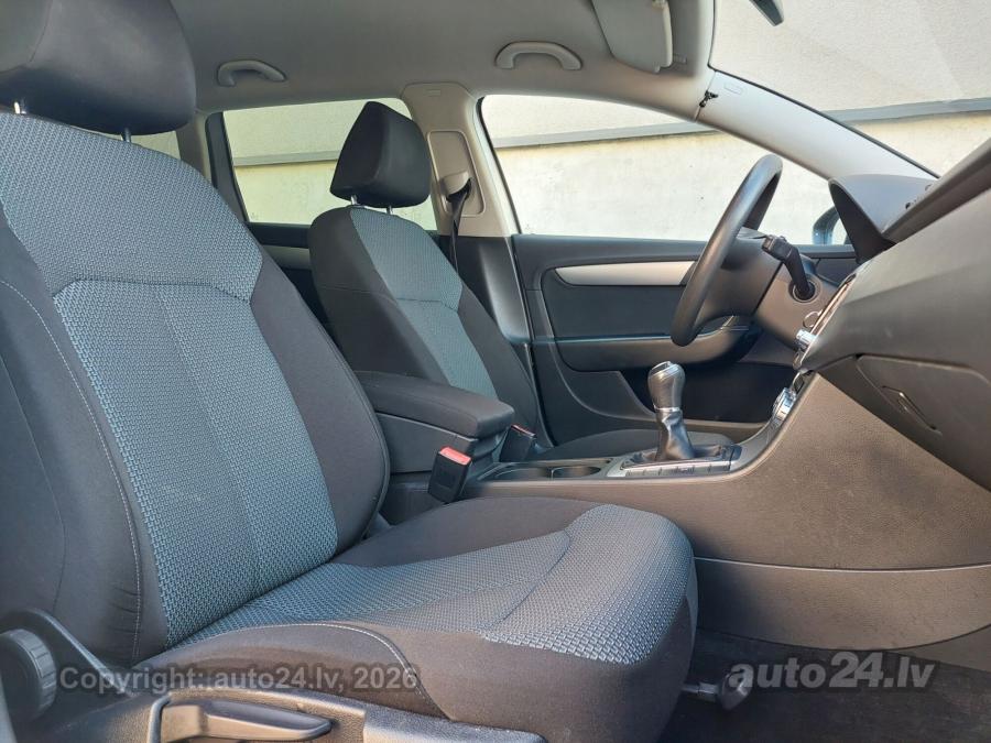 Volkswagen Passat 2012 Tartu, ar dzinēja tilpumu 1.60 L un nobraukumu 269 tūkst. km par 4800 €, foto 12 vietnē AUTOMOTO.COM.LV