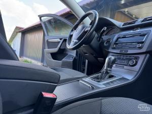 Volkswagen Passat 2012 in Alytus, with an engine capacity of 2.00 L and mileage of 329 thousand km for 6999 €, photo 22 on AUTOMOTO.COM.LV
