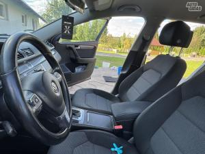 Volkswagen Passat 2012 in Alytus, with an engine capacity of 2.00 L and mileage of 329 thousand km for 6999 €, photo 25 on AUTOMOTO.COM.LV