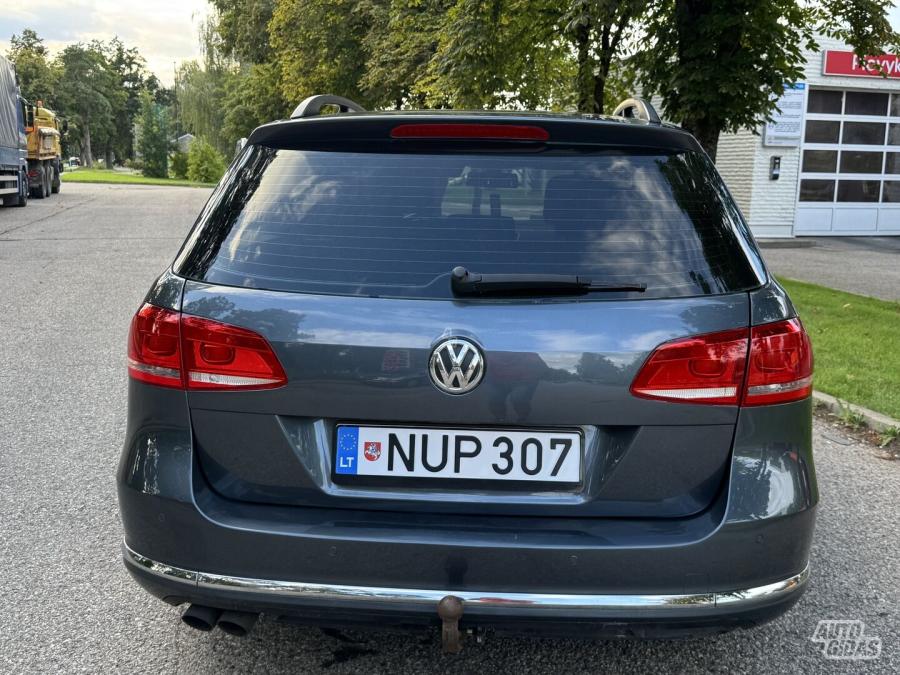 Volkswagen Passat 2012 in Alytus, with an engine capacity of 2.00 L and mileage of 329 thousand km for 6999 €, photo 30 on AUTOMOTO.COM.LV