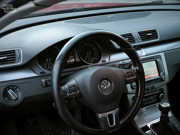 Volkswagen Passat 2012 in Telschi on AUTOMOTO.COM.LV Volkswagen Passat 2012 in Telschi, with an engine capacity of 2.00 L and mileage of 432 thousand km for 3400 €, photo 9 on AUTOMOTO.COM.LV