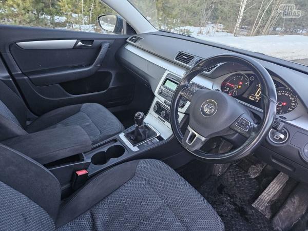 Volkswagen Passat 2013 in Vilnius, with an engine capacity of 1.60 L and mileage of 175 thousand km for 1900 €, photo 5 on AUTOMOTO.COM.LV