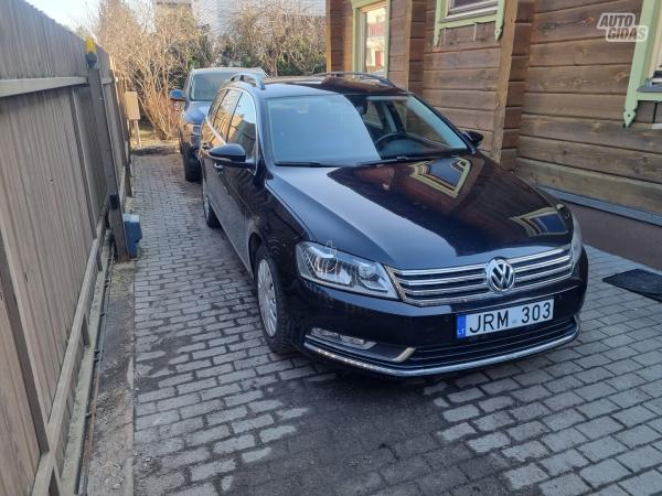 Volkswagen Passat 2013 in Vilnius, with an engine capacity of 2.00 L and mileage of 338 thousand km for 4900 €, photo 3 on AUTOMOTO.COM.LV