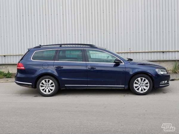 Volkswagen Passat 2013 in Siauliai, with an engine capacity of 1.60 L and mileage of 284 thousand km for 5200 €, photo 5 on AUTOMOTO.COM.LV