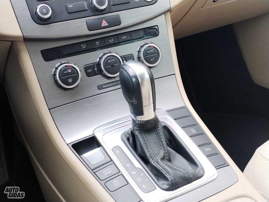 Volkswagen Passat 2013 Šauļi, ar dzinēja tilpumu 1.60 L un nobraukumu 284 tūkst. km par 5000 €, foto 15 vietnē AUTOMOTO.COM.LV