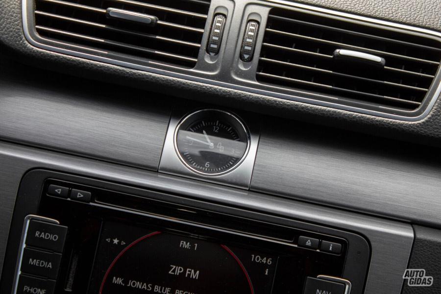 Volkswagen Passat 2013 in Kaunas, with an engine capacity of 1.60 L and mileage of 222 thousand km for 5900 €, photo 15 on AUTOMOTO.COM.LV
