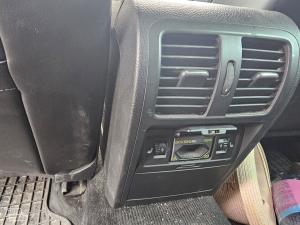 Volkswagen Passat 2013 in Kaisiadorys, with an engine capacity of 2.00 L and mileage of 371 thousand km for 5000 €, photo 9 on AUTOMOTO.COM.LV