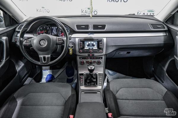Volkswagen Passat 2013 in Kaunas, with an engine capacity of 1.60 L and mileage of 284 thousand km for 5790 €, photo 8 on AUTOMOTO.COM.LV