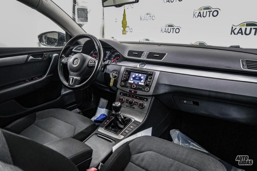 Volkswagen Passat 2013 in Kaunas, with an engine capacity of 1.60 L and mileage of 284 thousand km for 5790 €, photo 12 on AUTOMOTO.COM.LV