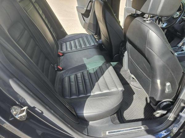 Volkswagen Passat 2013 in Marijampole, with an engine capacity of 1.97 L and mileage of 286 thousand km for 6999 €, photo 7 on AUTOMOTO.COM.LV