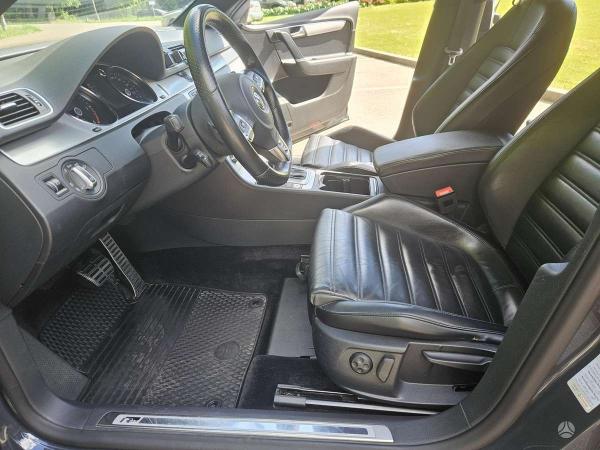 Volkswagen Passat 2013 in Marijampole, with an engine capacity of 1.97 L and mileage of 286 thousand km for 6999 €, photo 10 on AUTOMOTO.COM.LV