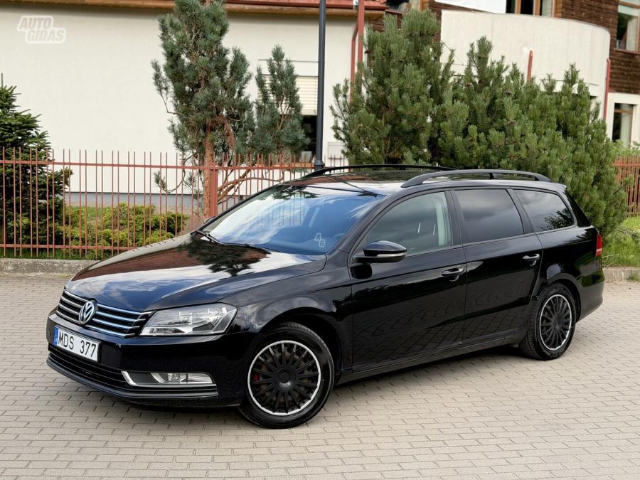 Volkswagen Passat 2013 in Vilnius, with an engine capacity of 2.00 L and mileage of 290 thousand km for 4400 €, photo 1 on AUTOMOTO.COM.LV