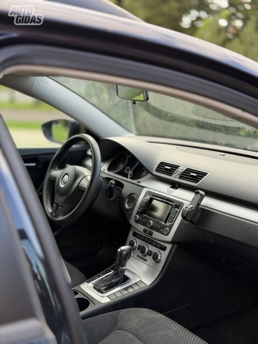 Volkswagen Passat 2013 in Vilnius, with an engine capacity of 2.00 L and mileage of 290 thousand km for 4400 €, photo 22 on AUTOMOTO.COM.LV
