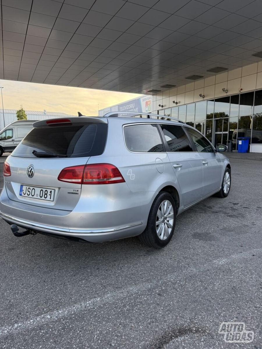 Volkswagen Passat 2013 in Klaipeda, with an engine capacity of 1.60 L and mileage of 312 thousand km for 4000 €, photo 5 on AUTOMOTO.COM.LV