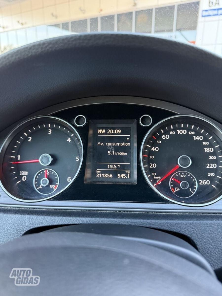 Volkswagen Passat 2013 in Klaipeda, with an engine capacity of 1.60 L and mileage of 312 thousand km for 4000 €, photo 12 on AUTOMOTO.COM.LV