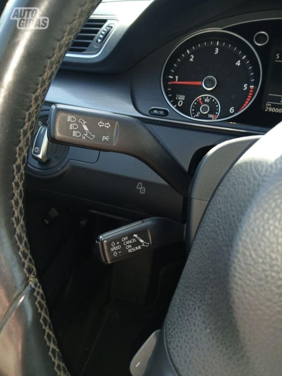 Volkswagen Passat 2013 in Marijampole, with an engine capacity of 2.00 L and mileage of 290 thousand km for 5400 €, photo 15 on AUTOMOTO.COM.LV