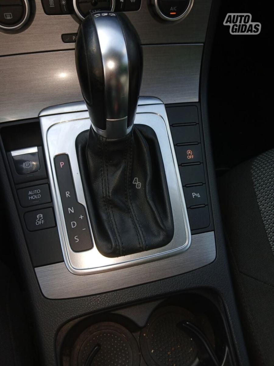 Volkswagen Passat 2013 in Marijampole, with an engine capacity of 2.00 L and mileage of 290 thousand km for 5400 €, photo 18 on AUTOMOTO.COM.LV