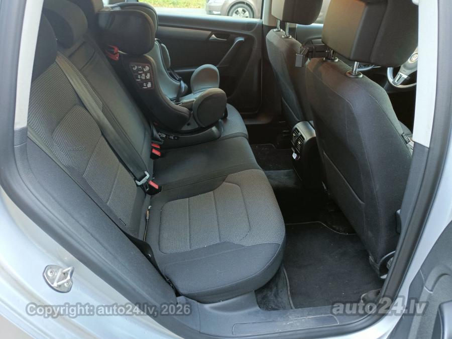 Volkswagen Passat 2013 in Tallinn, with an engine capacity of 1.60 L and mileage of 273 thousand km for 5800 €, photo 6 on AUTOMOTO.COM.LV