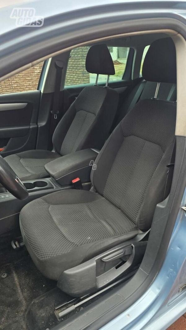 Volkswagen Passat 2014 in Vilnius, with an engine capacity of 1.60 L and mileage of 401 thousand km for 2900 €, photo 3 on AUTOMOTO.COM.LV