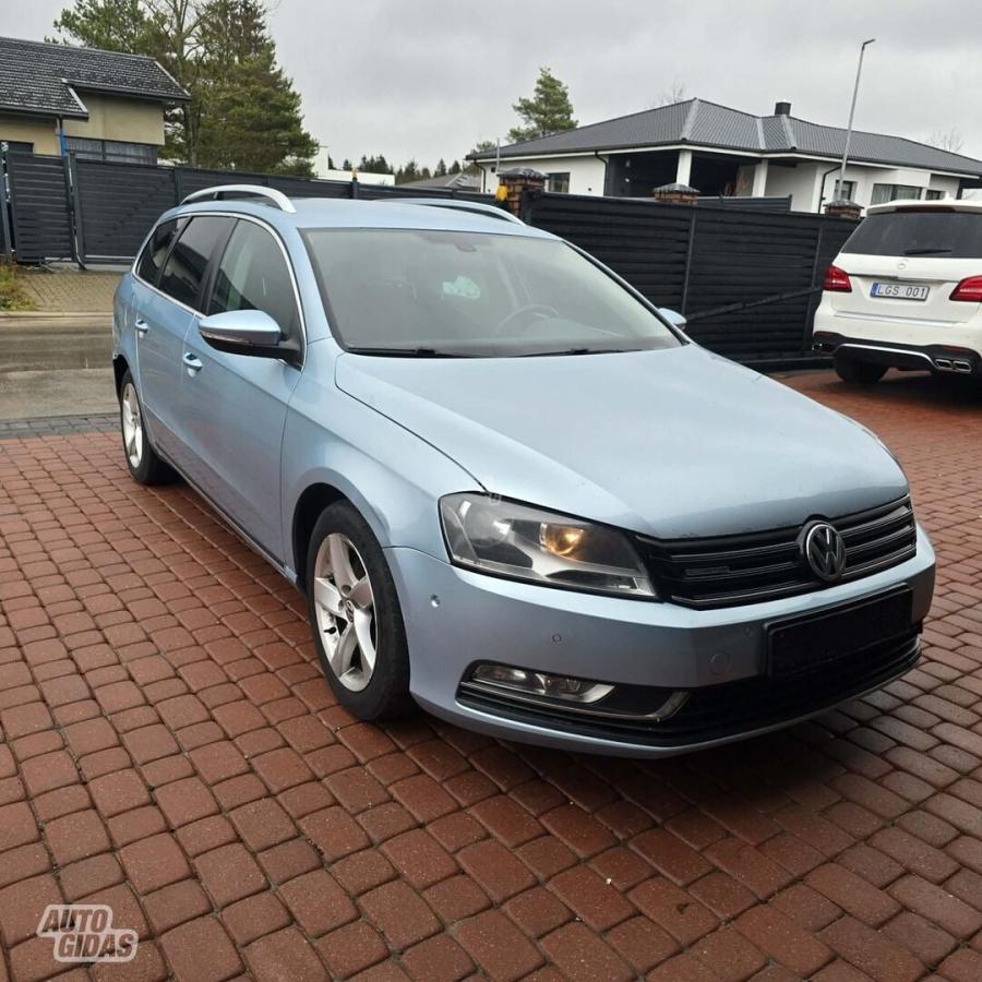 Volkswagen Passat 2014 in Vilnius, with an engine capacity of 1.60 L and mileage of 401 thousand km for 2900 €, photo 8 on AUTOMOTO.COM.LV