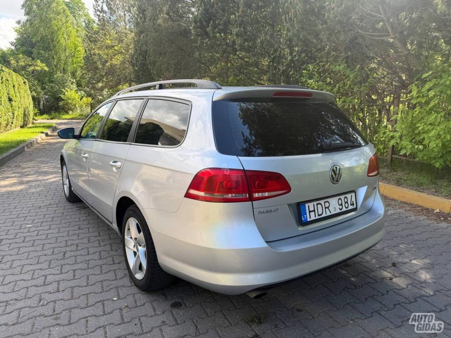 Volkswagen Passat 2014 in Vilnius, with an engine capacity of 1.60 L and mileage of 380 thousand km for 3800 €, photo 6 on AUTOMOTO.COM.LV