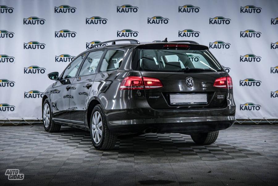 Volkswagen Passat 2014 in Kaunas, with an engine capacity of 2.00 L and mileage of 305 thousand km for 6990 €, photo 5 on AUTOMOTO.COM.LV