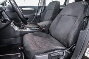 Volkswagen Passat 2014 in Kaunas, with an engine capacity of 2.00 L and mileage of 305 thousand km for 6990 €, photo 7 on AUTOMOTO.COM.LV