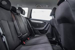 Volkswagen Passat 2014 in Kaunas, with an engine capacity of 2.00 L and mileage of 305 thousand km for 6990 €, photo 11 on AUTOMOTO.COM.LV