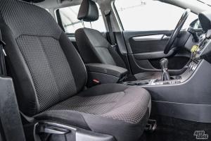 Volkswagen Passat 2014 in Kaunas, with an engine capacity of 2.00 L and mileage of 305 thousand km for 6990 €, photo 13 on AUTOMOTO.COM.LV