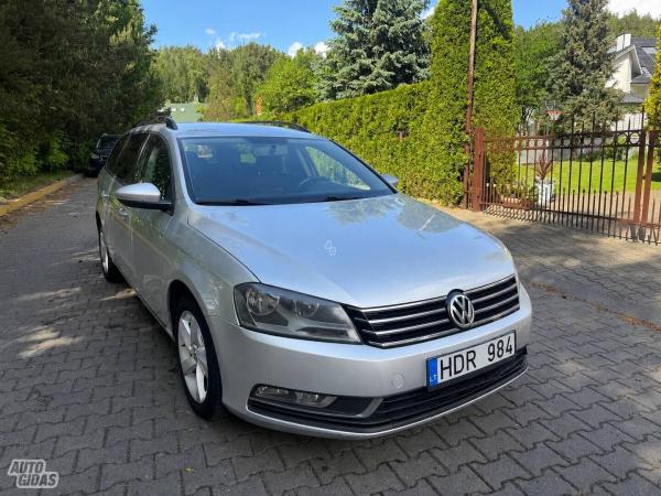 Volkswagen Passat 2014 in Vilnius, with an engine capacity of 1.60 L and mileage of 380 thousand km for 3200 €, photo 9 on AUTOMOTO.COM.LV