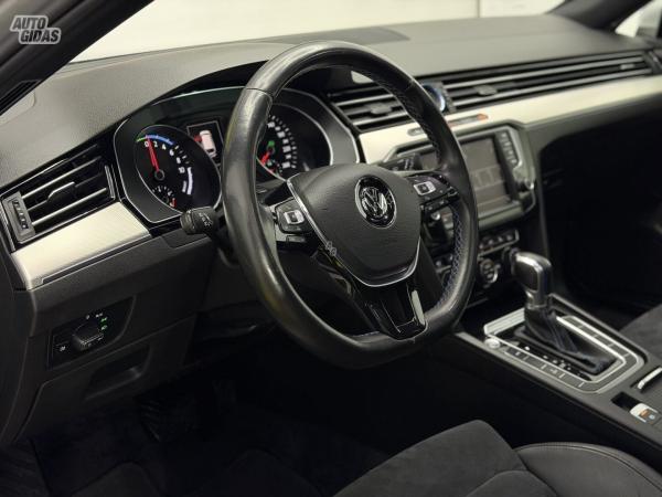 Volkswagen Passat 2015 in Avizieniai, with an engine capacity of 1.40 L and mileage of 207 thousand km for 10650 €, photo 8 on AUTOMOTO.COM.LV