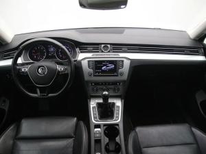 Volkswagen Passat 2015 in Vilnius, with an engine capacity of 1.40 L and mileage of 190 thousand km for 9999 €, photo 2 on AUTOMOTO.COM.LV