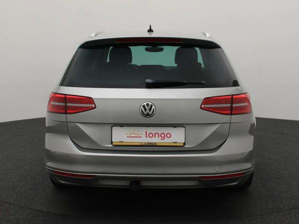 Volkswagen Passat 2015 in Vilnius, with an engine capacity of 1.40 L and mileage of 190 thousand km for 9999 €, photo 5 on AUTOMOTO.COM.LV