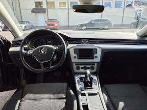 Volkswagen Passat 2015 in Jonava, with an engine capacity of 2.00 L and mileage of 320 thousand km for 7700 €, photo 12 on AUTOMOTO.COM.LV