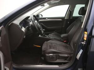 Volkswagen Passat 2015 in Vilnius, with an engine capacity of 1.60 L and mileage of 229 thousand km for 9999 €, photo 5 on AUTOMOTO.COM.LV