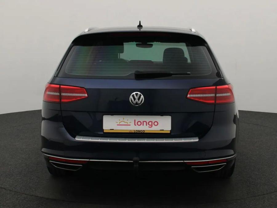 Volkswagen Passat 2015 in Vilnius, with an engine capacity of 1.60 L and mileage of 229 thousand km for 9999 €, photo 6 on AUTOMOTO.COM.LV