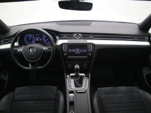 Volkswagen Passat 2015 in Vilnius, with an engine capacity of 1.40 L and mileage of 215 thousand km for 11199 €, photo 3 on AUTOMOTO.COM.LV