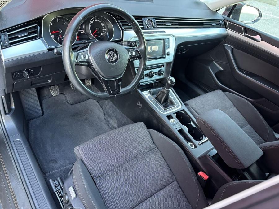 Volkswagen Passat 2015 Kauņa, ar dzinēja tilpumu 1.60 L un nobraukumu 295 tūkst. km par 7950 €, foto 13 vietnē AUTOMOTO.COM.LV