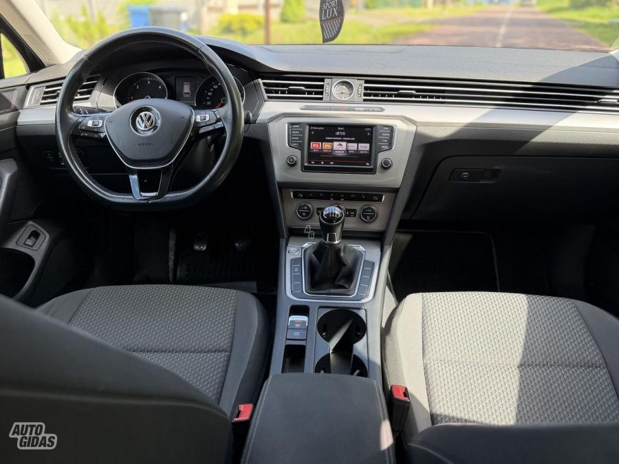 Volkswagen Passat 2015 Šauļi, ar dzinēja tilpumu 1.60 L un nobraukumu 327 tūkst. km par 6700 €, foto 12 vietnē AUTOMOTO.COM.LV