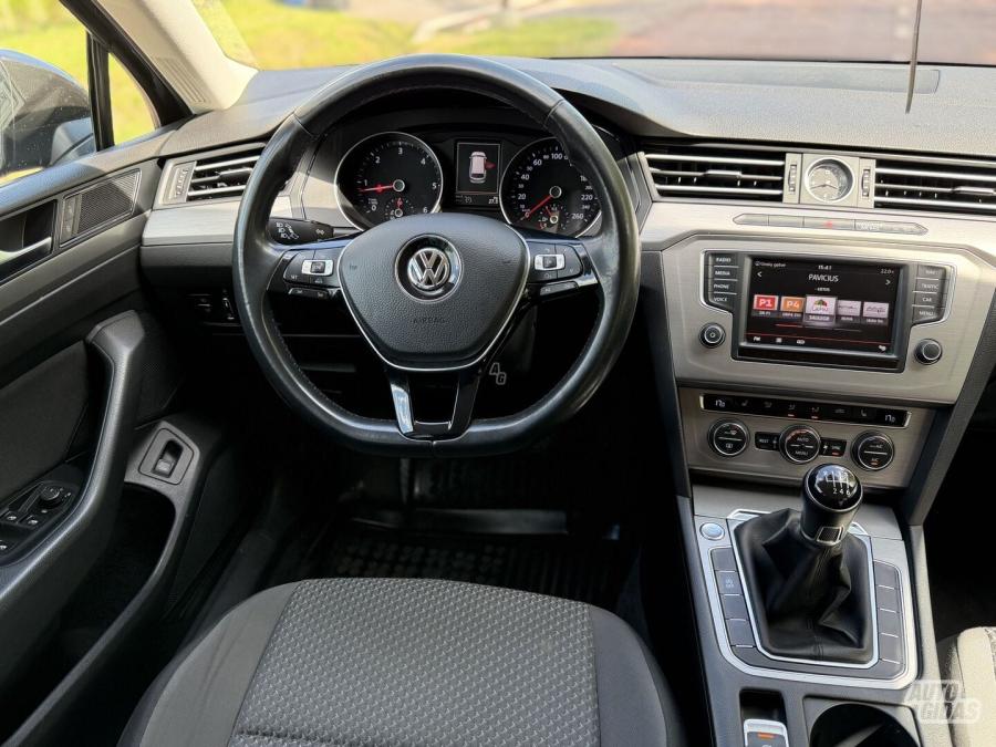 Volkswagen Passat 2015 Šauļi, ar dzinēja tilpumu 1.60 L un nobraukumu 327 tūkst. km par 6700 €, foto 13 vietnē AUTOMOTO.COM.LV