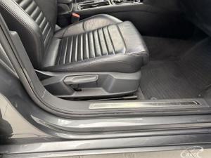 Volkswagen Passat 2015 in Vilnius, with an engine capacity of 1.97 L and mileage of 256 thousand km for 8900 €, photo 6 on AUTOMOTO.COM.LV